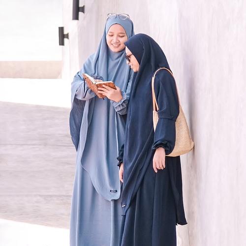 Jual Set Hafsoh By Hijab alila Gamis set umroh bahan crinkle khimar french - Kota Cilegon ...