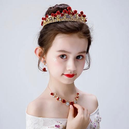 Jual Mahkota Aksen Bunga dan Mutiara Red Rose Golden Tiara Diamond ...