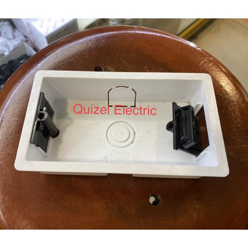 Jual Inbodus Plastik Untuk Saklar 8 Gang BOSS - Jakarta Pusat - Quizel ...