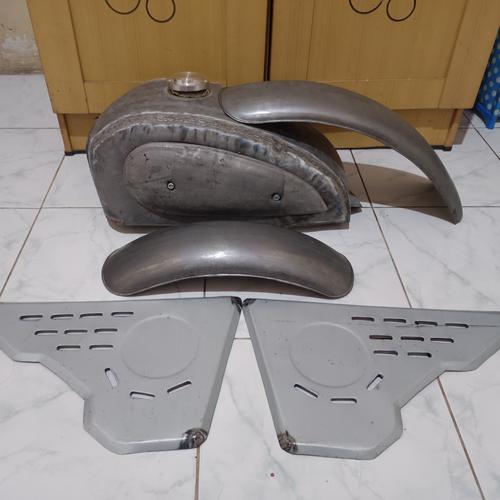 Jual Paket scrambler tangki tengki tanki tenki gastank motor custom ...