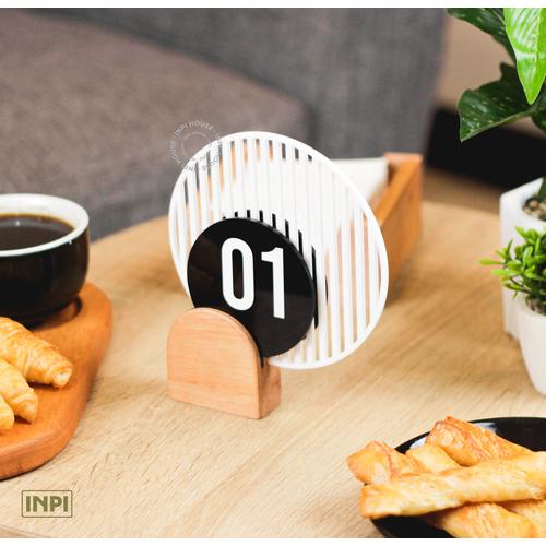 Jual Nomor Meja Akrilik Kayu Penanda Meja Restoran - INPI House - Kota ...