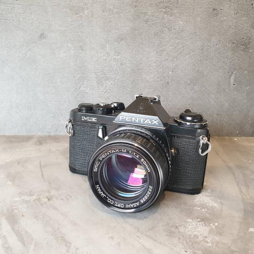 Jual Pentax Me Lensa Pentax 50 Mm F 1 4 Like New Kamera Film Kamera Kota Surabaya Aloone