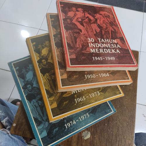Jual 30 TAHUN INDONESIA MERDEKA/4 BUKU LENGKAP - Jakarta Timur - Suri ...