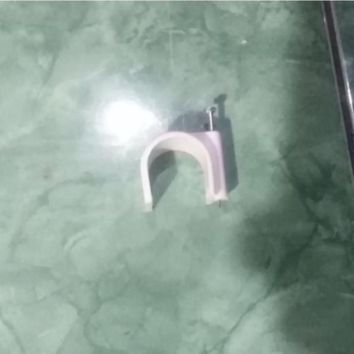 Jual OF298 klem 3/4" klem pipa pvc 3/4 inc klem plastik 3/4" plus paku ...