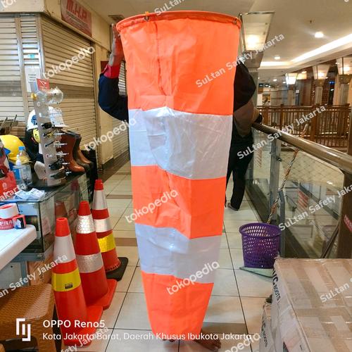 Jual Windsock warna orange putih/ windsock penujuk arah mata angin ...