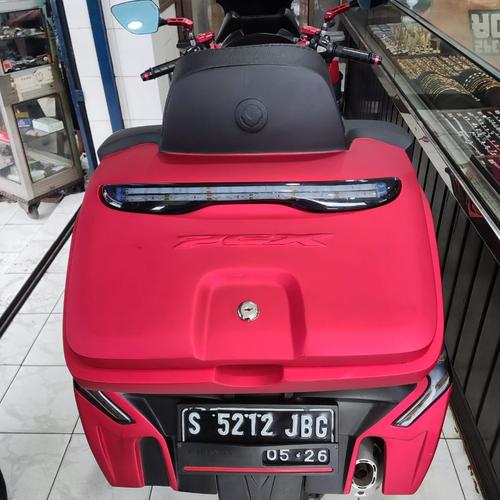 Jual Bok Tengah Top Box Honda PCX 160 Model Goldwing v2 - Kota Surabaya ...