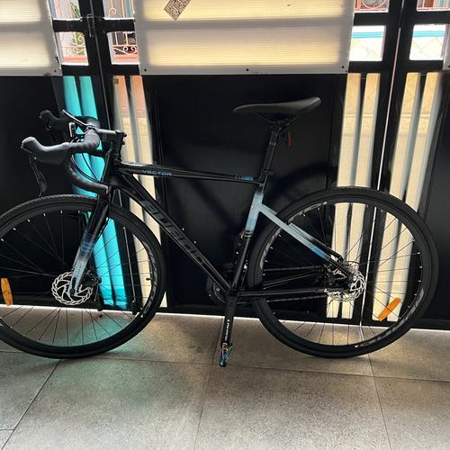 Jual ROADBIKE AVAND VECTOR 22 SPEED ALLOY DISC BRAKE 700C BY UNITED ...