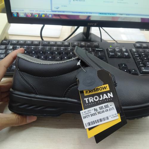Jual sepatu safety uk 41 - Hitam, 37 - Jakarta Barat - Krisbow Glodok ...