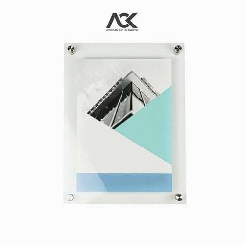 Jual FRAME AKRILIK DINDING TEMBOK / TEMPAT BROSUR AKRILIK DINDING ...