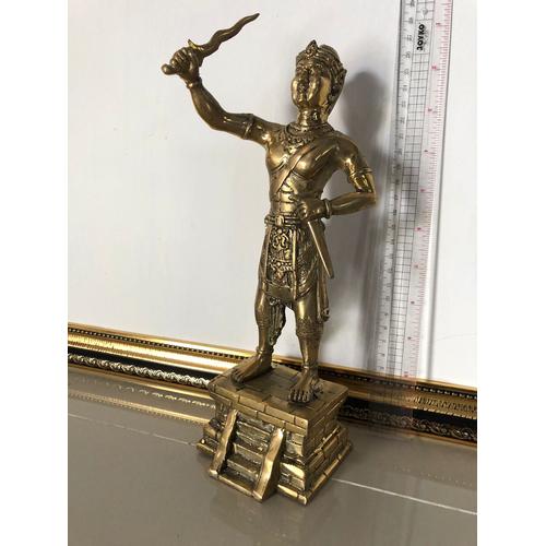 Jual Patung Gajah Mada Memegang Keris Kuningan Tua Asli Peninggalan ...