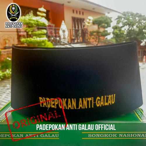 Jual Peci Hitam Logo Tulisan - Original Padepokan Anti Galau Cirebon ...