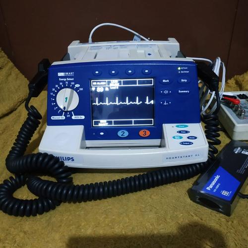 Jual Defibrillator Phillips HEARTSTART XL (Second)/ defibrillator ...