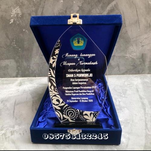 Jual Plakat | Plakat Wisuda | Plakat Kenang kenangan | Plakat custom ...