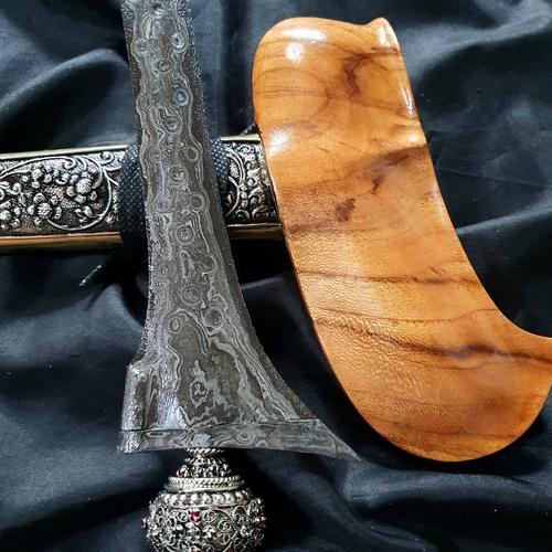 Jual Keris Brojol I Pamor Udan Mas - Kab. Sidoarjo - Nitro | Tokopedia