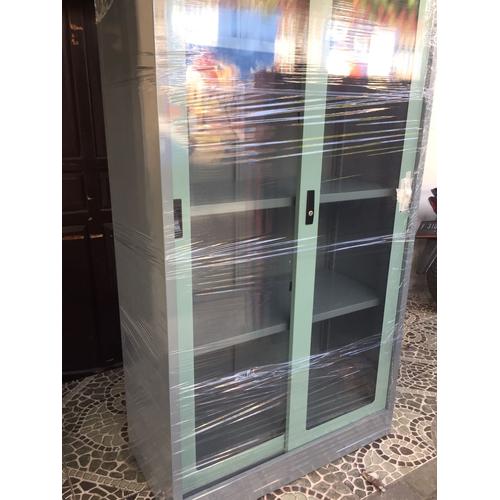 Jual Lemari File besi + Kaca merek LION DAN Merk ELITE, barunya hampir ...