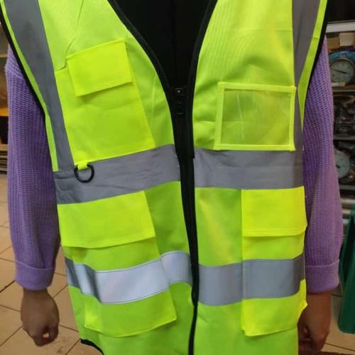 Jual Rompi Safety Hi-Visibility with reflective stripes and Pocket ...