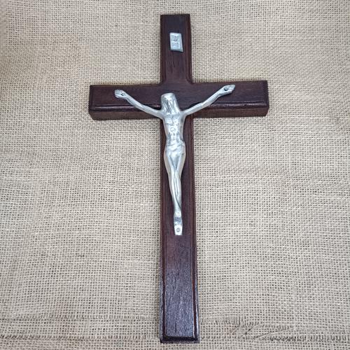 Jual Salib Gantung kayu patung Yesus INRI silver logam - no.4 - Kab ...