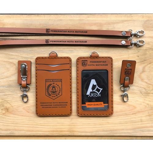 Jual Name Tag Kulit ID card Kulit Simpel 2 lapis Murah - Kab. Garut ...