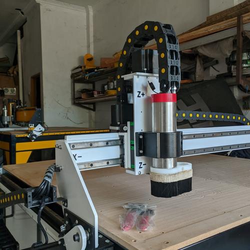 Jual cnc router 1325M spindle 2.2kw er20 link dp - Kota Bandar Lampung ...