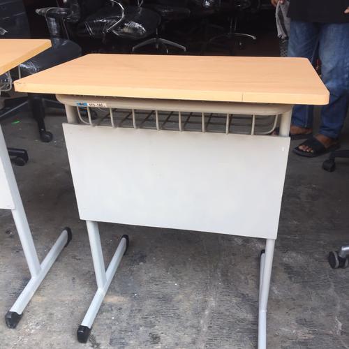 Jual Meja Belajar / Meja kerja / meja les, kayu lapis + kaki besi ...