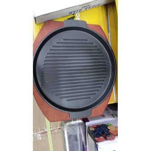 Jual Hot Plate Bulat 27 cm Piring Steak Bundar Tatakan Kayu Round Hot ...