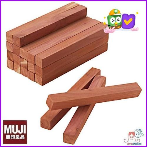 Jual Muji Red Cedar Block - Insect Repellent - Kayu Pengusir Serangga ...