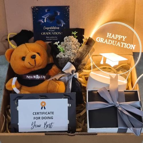 Jual Hadiah Wisuda Cowok / Kado Wisuda/ Hampers Graduation Cowok ...