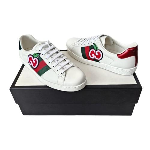 Jual Sepatu Gucci Apple Sneakers White Unisex Original - 39.5 - Kota ...