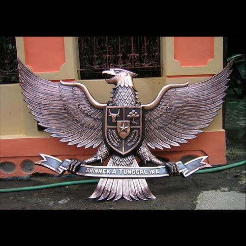 Jual garuda tembaga hiasan/ Hiasan Dinding Lambang Garuda - Kab ...