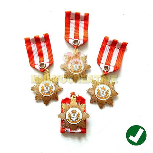 Jual Lencana Tanda Jasa Barisan Adat Raja Nusantara Baranusa - Kab ...