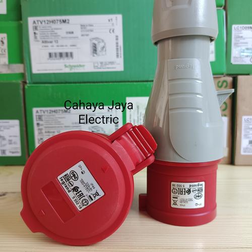 Jual Legrand Set Mobile Mounting Plug Socket 32A 4PIN 555218 555238 ORI ...