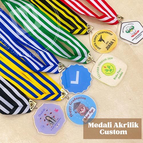 Jual Medali Custom Akrilik UV Print (untuk Penghargaan, Acara, Wisuda) - Hitam-Putih - Jakarta ...