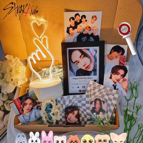 Jual Fankit Stray Kids / Hampers Stray Kids Kado SKZ Kpop - Lee Know ...