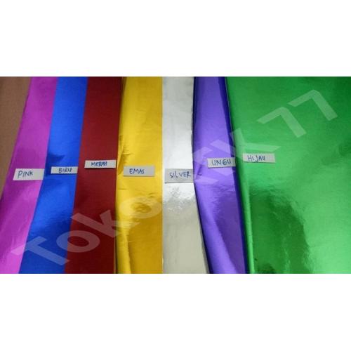 Jual Kertas Sampul Perak Kilap Kilat Sudah Seukuran Buku Tulis Warna ...