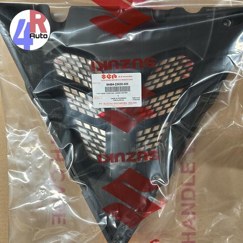 Jual Cover Jaring Sayap Kolong GSX R150 Cowling Lower Center Original ...