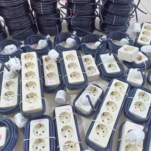 Jual Stop kontak Uticon 1,2,3,4,5,6 Lubang + kabel1,2,3,4,5,6,7,8,9 ...