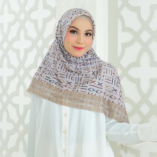 Promo Mevrouw Hijab SAFI 120x120 Ultrafine Lasercut - Brown, Zip Pouch ...