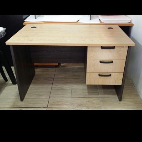Jual Meja Kerja 180cm Meja Office Kantor Laci Belajar Staff Warna Oak ...