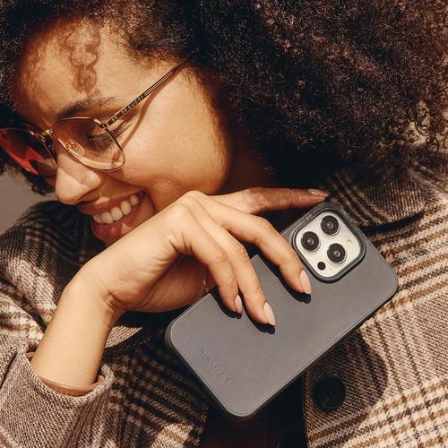 Promo Case Handphone Mujjo Full Leather Shield Case For iPhone 15 Pro ...