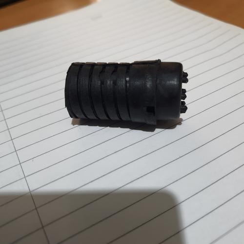 Jual Stopper stoper karet kap mesin pintu bagasi Nissan Xtrail T31 T32 ...