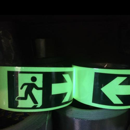 Jual STICKER FOSFOR GLOW IN THE DARK TAPE STIKER GLOW TAPE 5CM X 10 ...