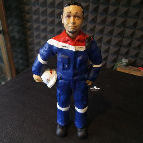 Jual Miniature Figure Pertamina Request Klien | Pensiun | Ultah ...