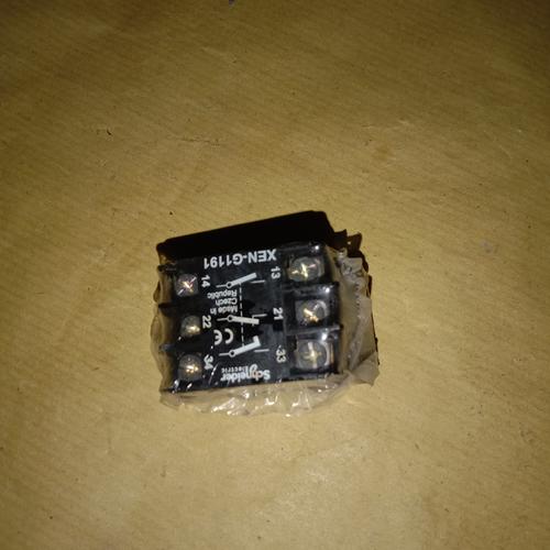 Jual SCHNEIDER XEN-G1191 SPRING RETURN CONTACT BLOK no box - Kota Batam ...