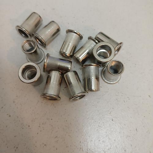 Jual rivet nut m4 stainless steel .nut rivet m4 ss 304 - Jakarta Barat ...