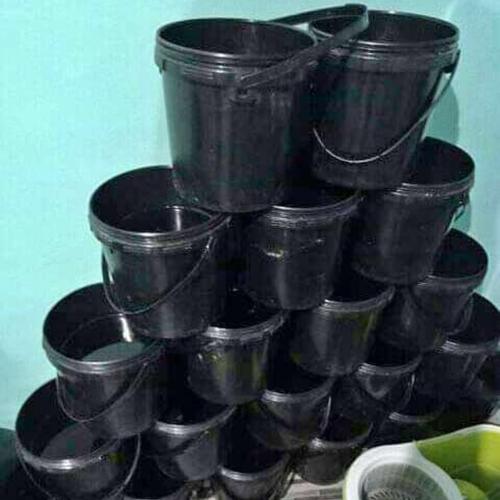 Jual ember bekas cat 5kg ember cat bekas 5kg hitam - warna - Kota ...