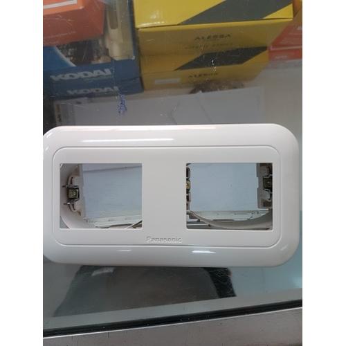 Jual FRAME DOUBLE PANASONIC WEJ 78049W 2 GANG 4 DEVICE - Jakarta Barat ...
