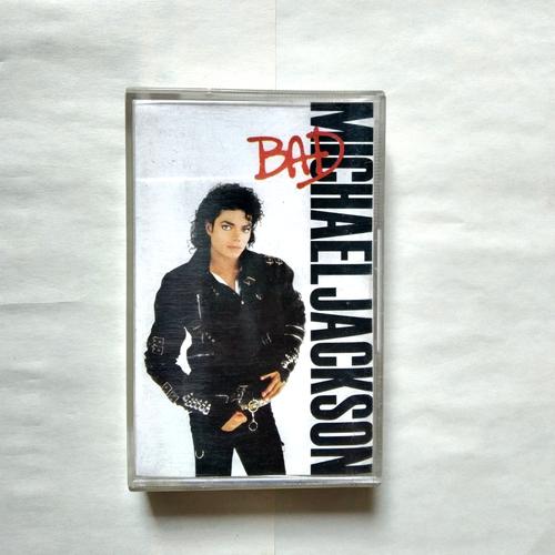 Jual KASET MICHAEL JACKSON - B A D - Kab. Klaten - kasetsangfajar ...