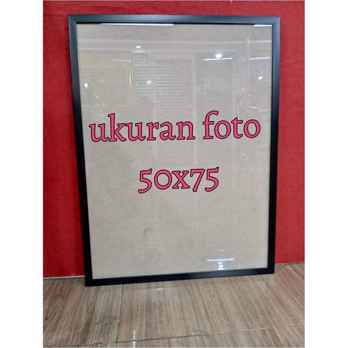 Jual Bingkai ukuran foto 50x75cm, lebar frame 2cm, pakai kaca - Putih ...