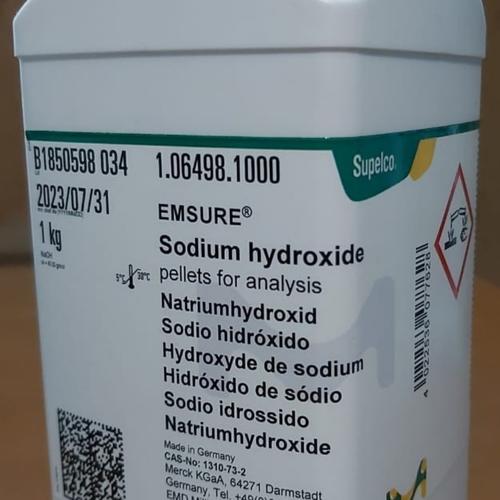 Jual Sodium Hydroxide 1 kg - Merck - Kota Makassar - Titanium Mandiri ...