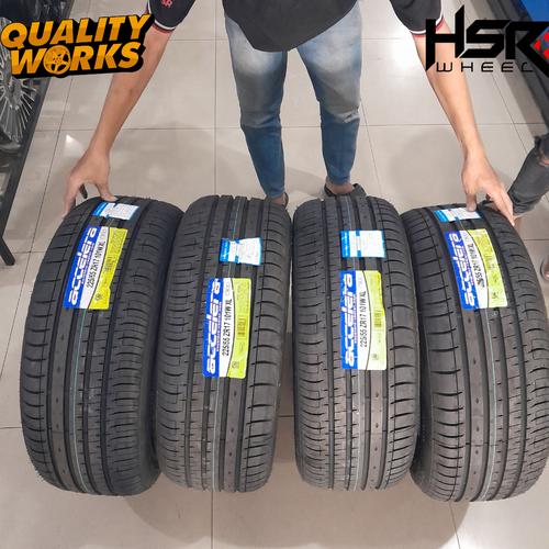 Jual ban mobil tapak lebar innova ring 17 ukuran 225 55 R17 accelera ...